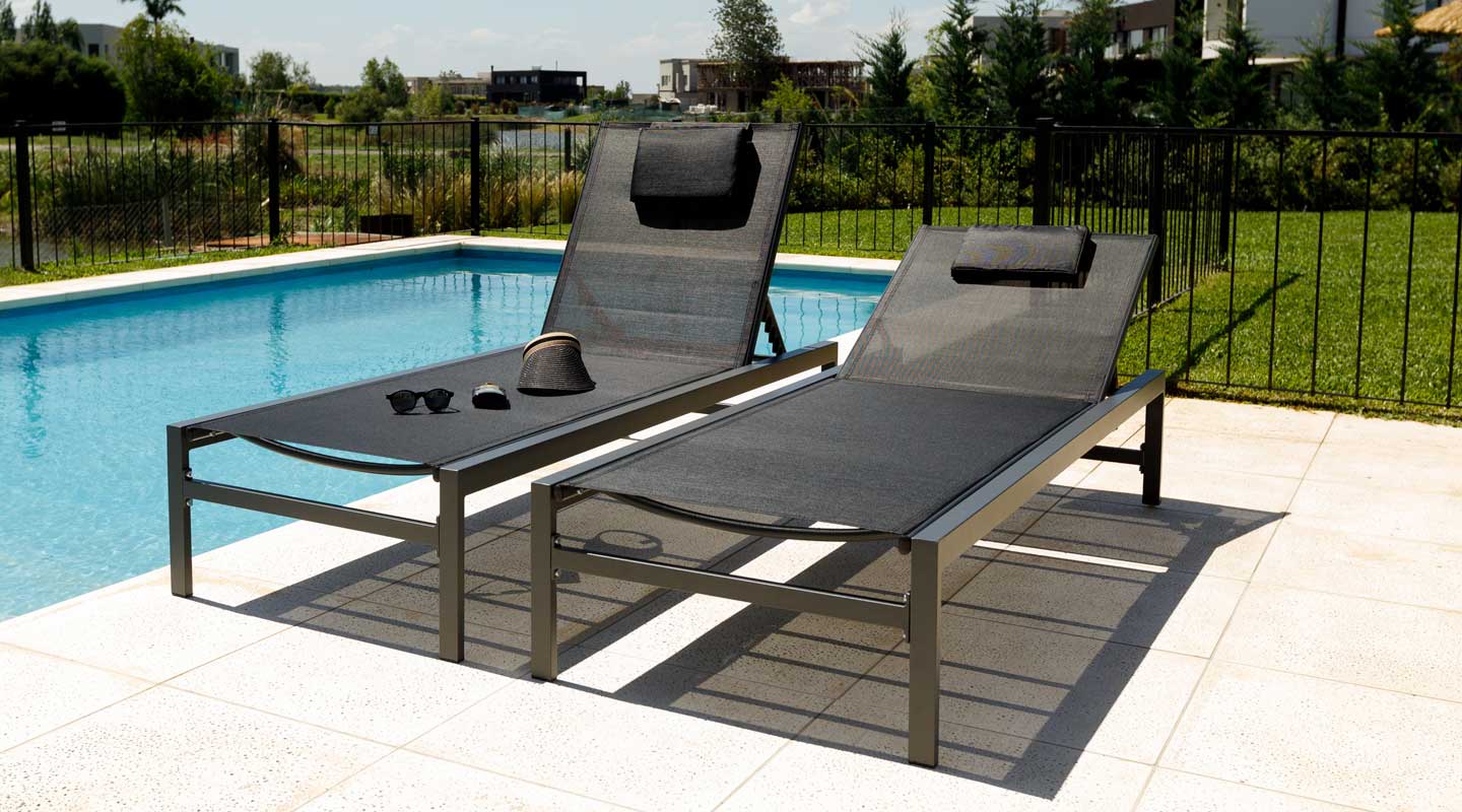 Reposera para pileta Cocktail Black | TOLDER